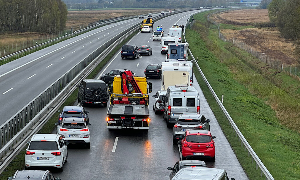 Stau Auf Der A31