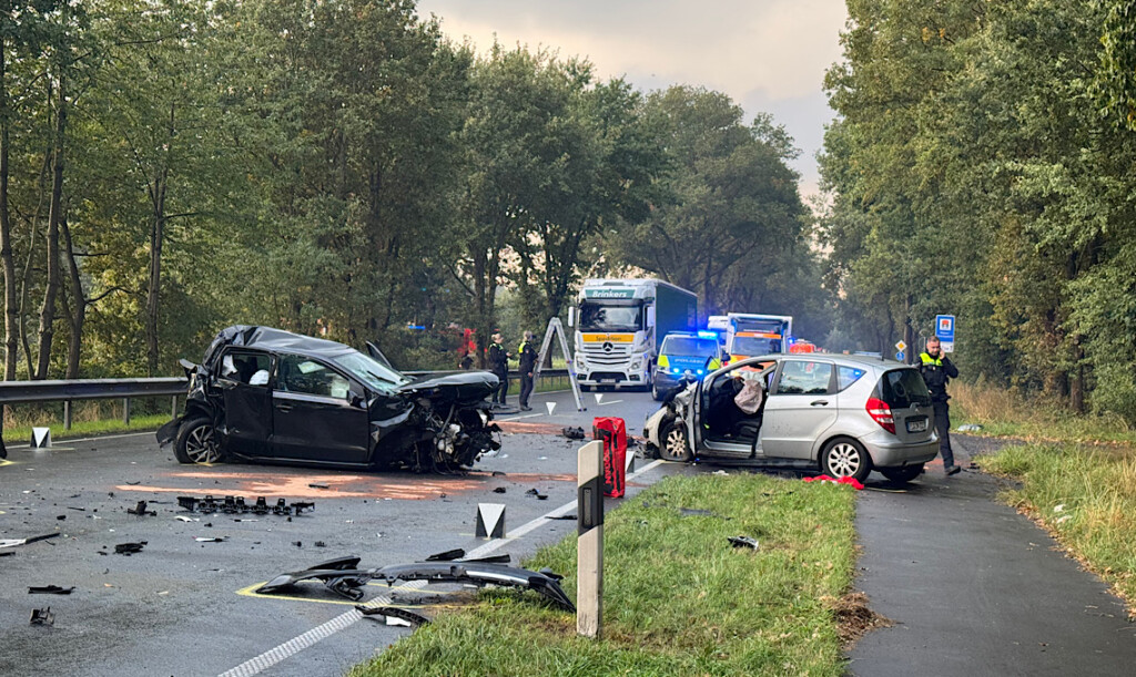 Meppen - Schwerer Unfall auf der B402 - Hubschrauber im Einsatz - Was los in